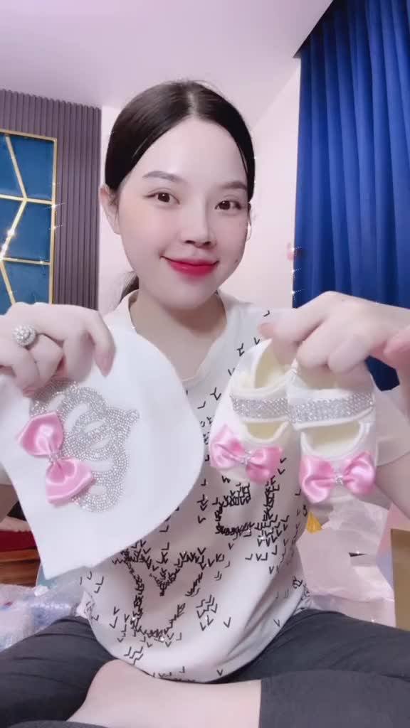 ចេញធ្វើជា Mommy គេលើកដំបូង🙂💕 - TNAOT