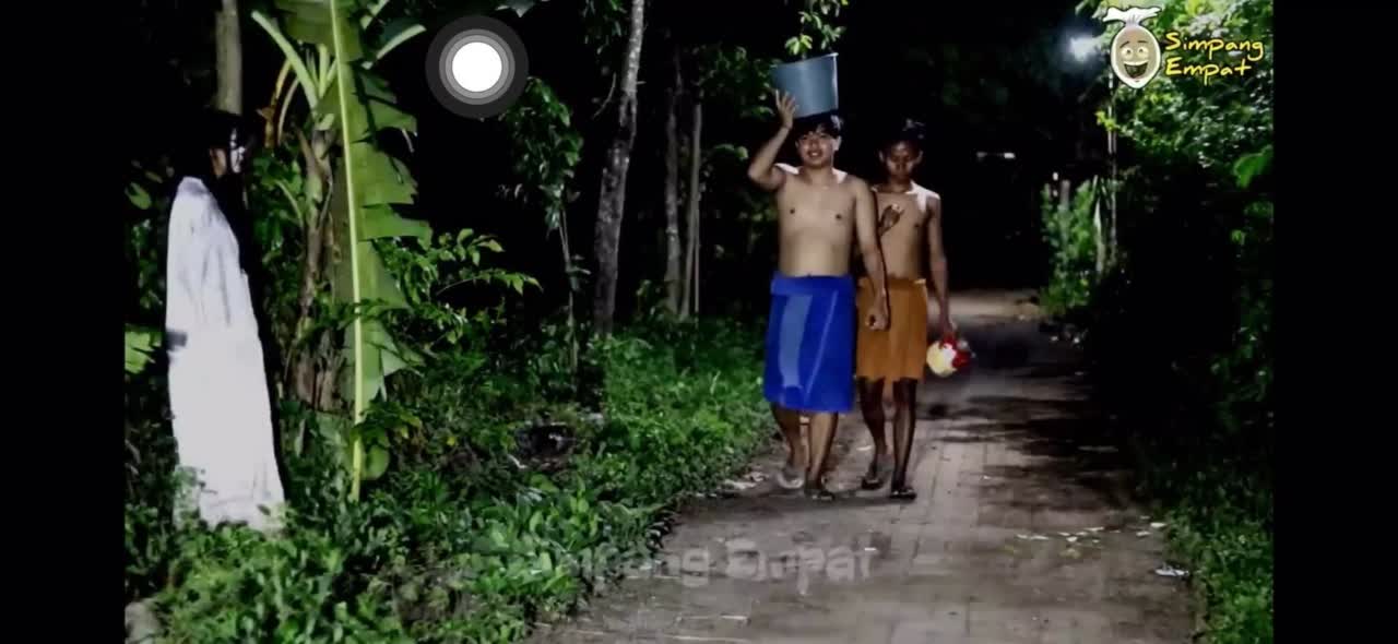 Funny video clips 😂🤣🤣 - TNAOT