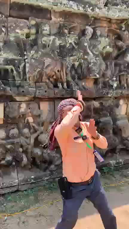 Thiago បះហ្គាយកំពូលវោហា - 8of10 - TNAOT