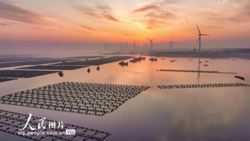 ទីក្រុង Rongcheng ខេត្ត Shandong ប្រទេសចិន៖ រោងចក្រថាមពលអគ្គិសនីដើរ ...