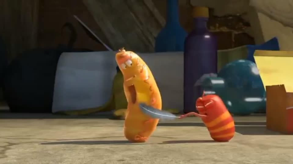 Larva show វគ្គ ដង្កូវលឿងពាក់ស្រោម🤣🤭 - TNAOT