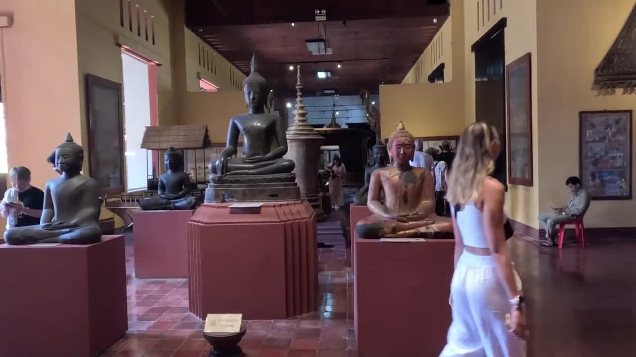 CAMBODIA VLOG 2023 - Phnom Penh - 3of10 - TNAOT