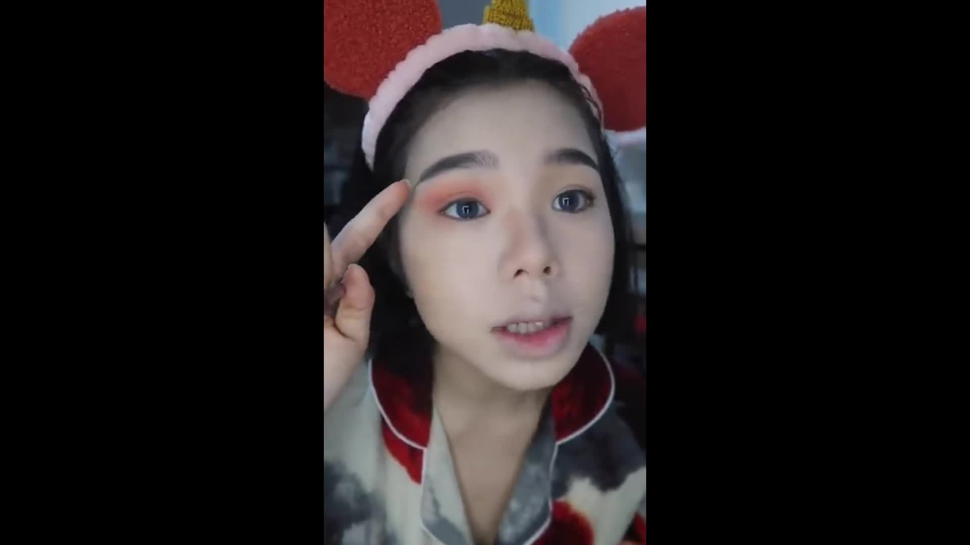 Peachy Makeup Look - Sreynea - 6of10 - TNAOT