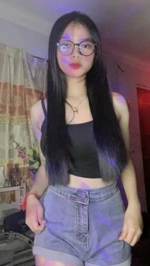 ស្រីស្អាតក្នុង TikTok 2023 V095 - TNAOT