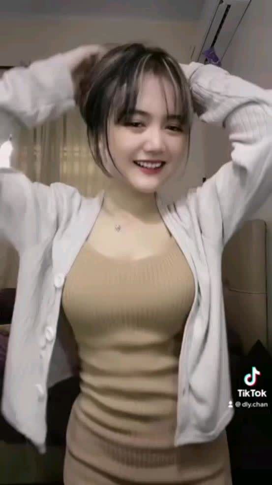 ស្រីស្អាត TikTok - TNAOT