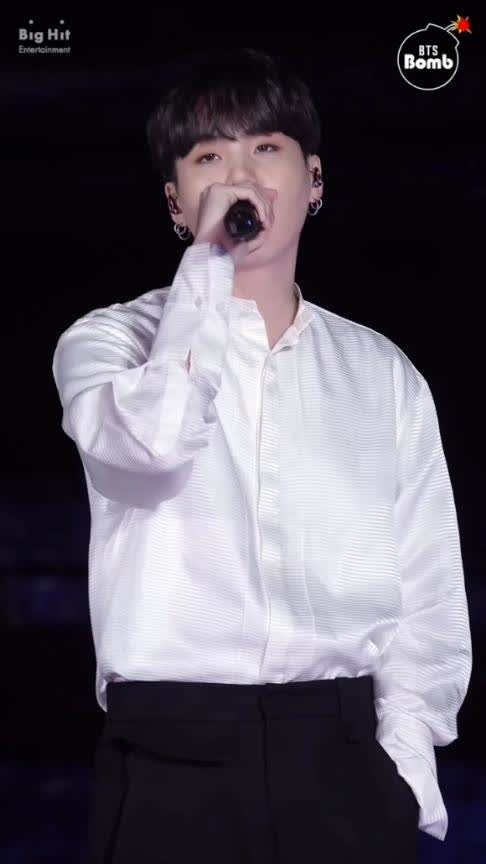 BTS SUGA camfocus "Life Goes On" 💛🫰 - TNAOT