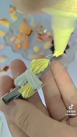 DIY- របៀបធ្វើក្នៀបសក់ - TNAOT