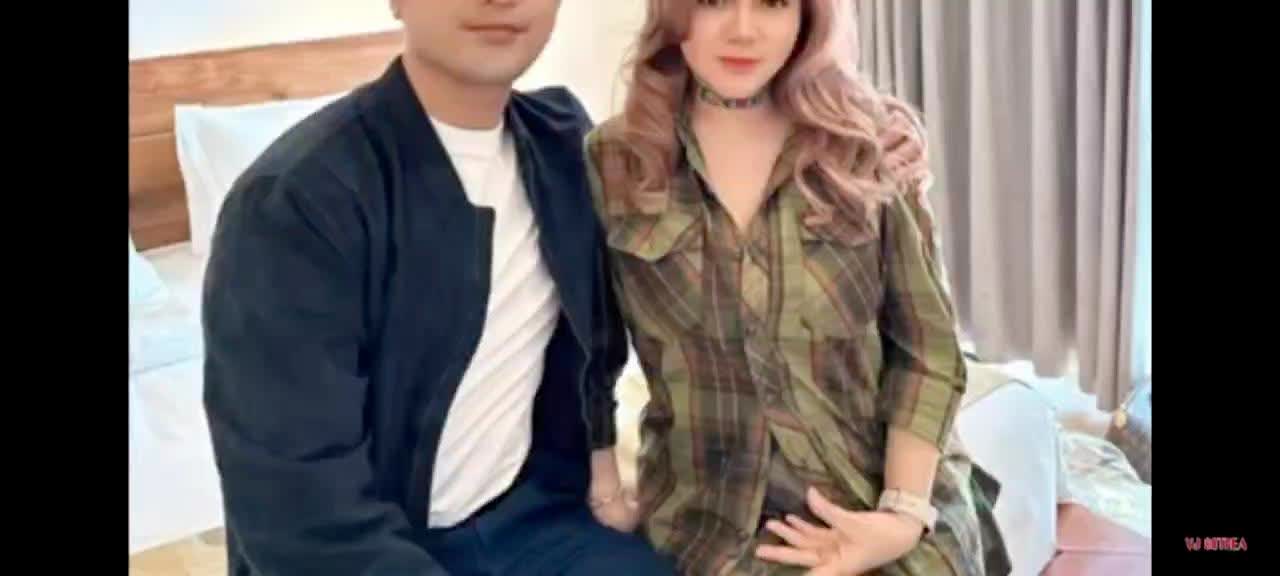 នោះស្អាត សួលវិហ្សា នឹងស្វាមី ព័ត៏មានថ្មីៗបំផុតក្នុងប្រទេសកម្ពុជាទាក់ទងនឹងសង្គម - TNAOT