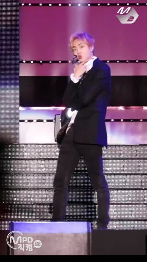 BTS Jin camfocus "21st Century Girls" 💚🫰 - TNAOT