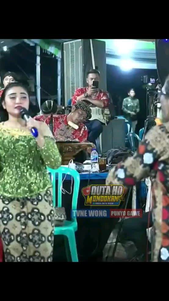 មើលស្រីស្អាតច្រៀង - TNAOT