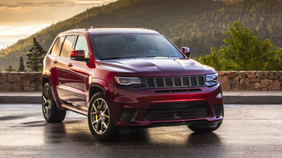 Jeep Grand Cherokee Track Hawk រថយន្តប្រភេទ SUV លក្ខណះគ្រួសារ ...